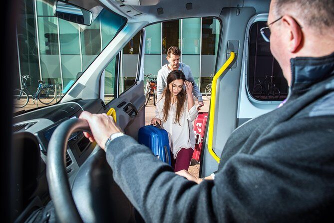 Lanzarote Airport Arrival Transfer (Airport to Puerto del Carmen Hotel)