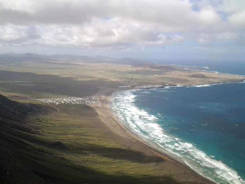 Lanzarote: Northern Cliffs & Valleys Walking tour
