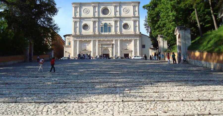 L'Aquila of the Mysteries: 3-Hour Walking Tour - Exploring the Itinerary in Detail