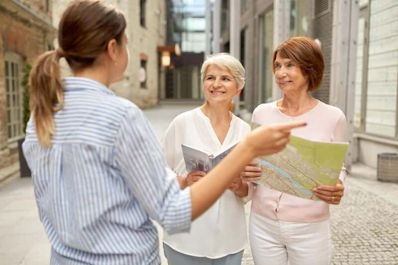 Lausanne: Chocolate Tasting and Walking Tour with a Local