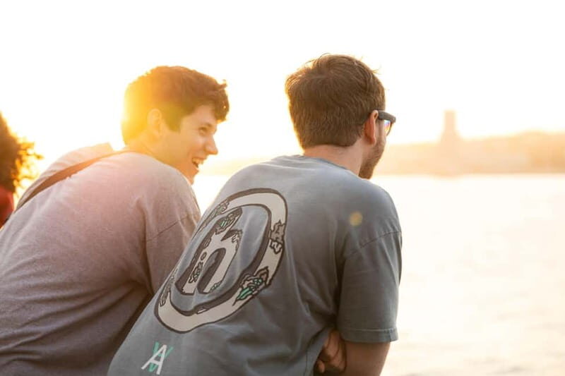 Lisbon: Sunset Boat Tour with Music and Drinks