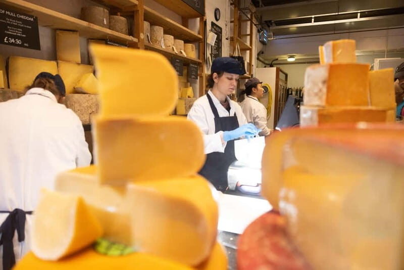 London: Exclusive Borough Market Food Tour & Baking Class