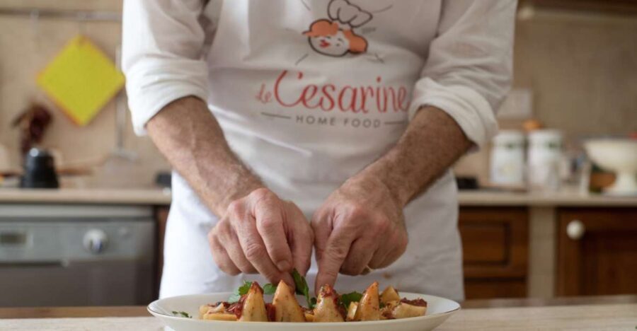 Lucca: Market and Cooking Class at a Local's Home