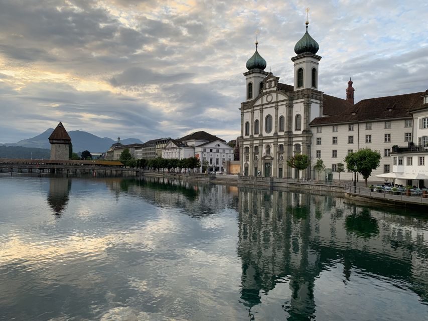 Lucerne: eTukTuk City Tour