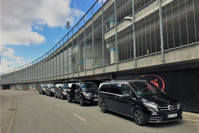 Luxury Van transfer from Warsaw to Cracow by private car