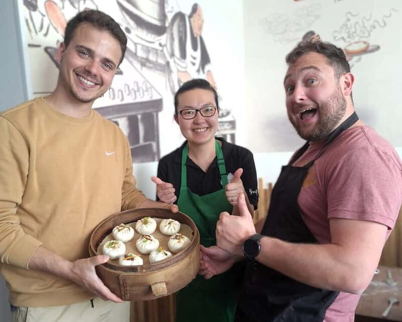 Lyon: Asian cooking classes: make your own baos!
