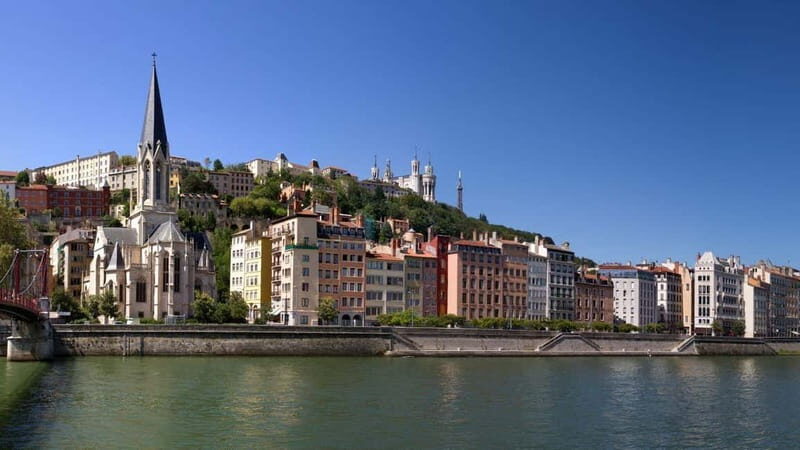 Lyon: between history and cinema, guided tour and coffee break included.