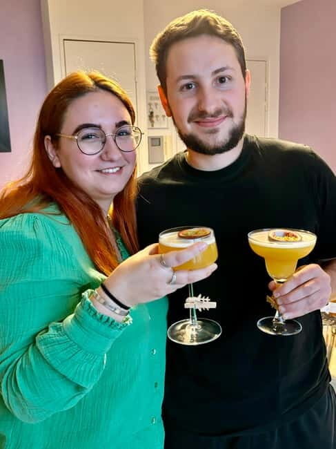 Lyon: Cocktail workshop directly at your place of stay