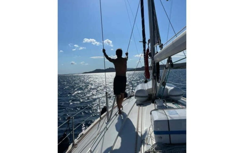 Maddalena Archipelago: Full-Day Sailboat Tour with Lunch