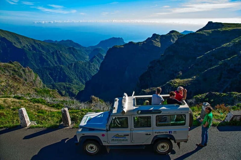 Madeira: Santana Jeep Safari and Balções Levada Walk