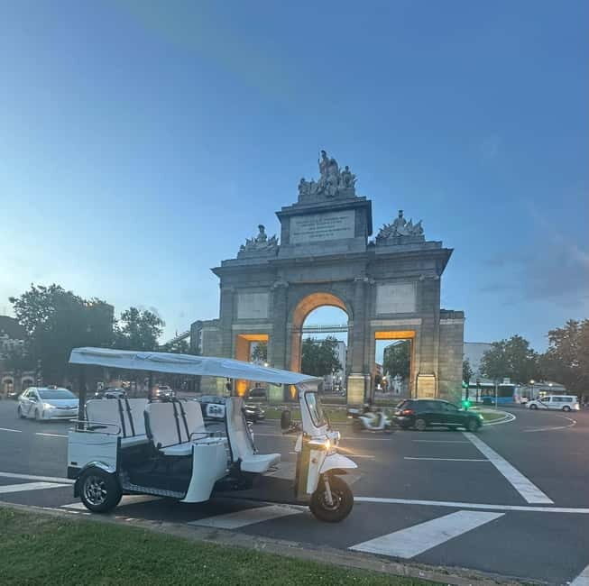 Madrid: 1 hour Highlight City Tour By Eco Tuk Tour