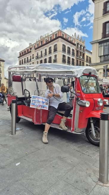Madrid: Private Tuk Tuk Tour 1 hour