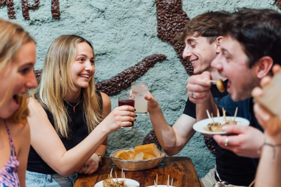 Madrid Tapas and Guided Food Tour with Dinner
