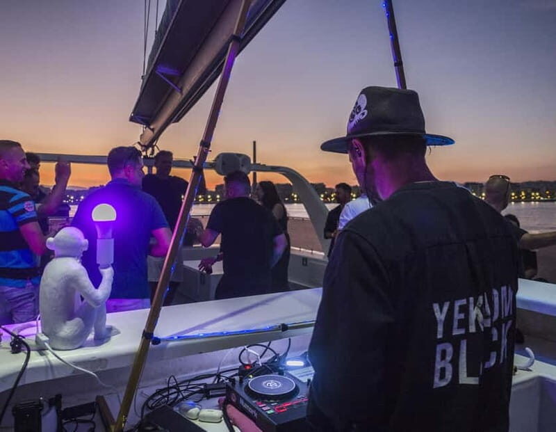 Malaga: Catamaran Sunset or Night Cruise w/ Live DJ & Drink