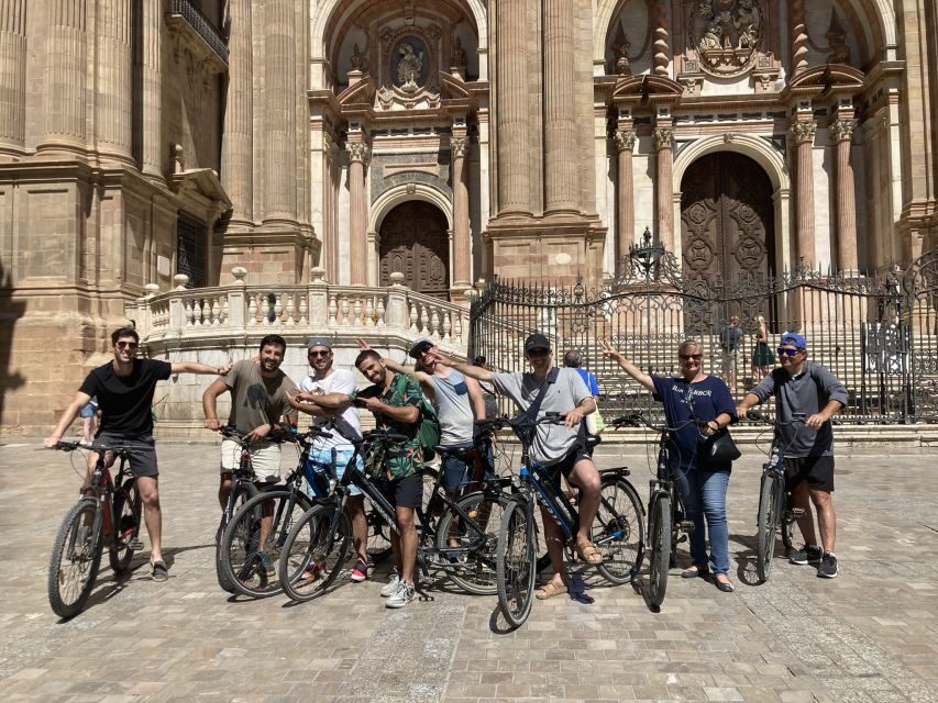Malaga: Guided E-Bike Tour