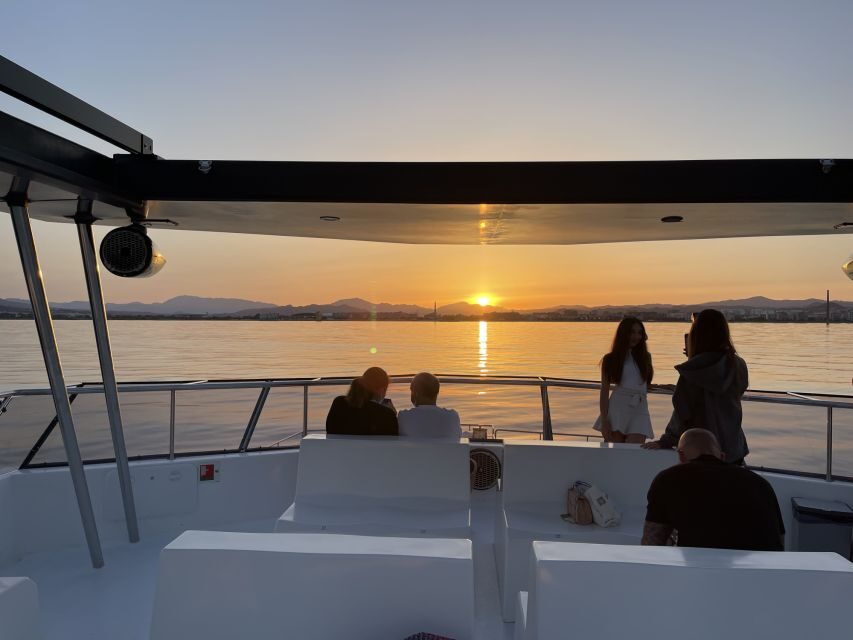 Málaga: Sunset Catamaran Trip