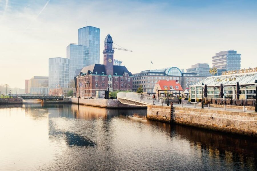 Malmö: Sightseeing and Landmarks tour by bike - Authentic Traveler Feedback