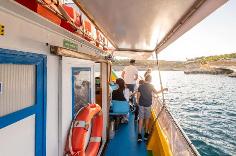 Malta: Marsaskala Luzzu Boat Tour with St. Peter's Pool