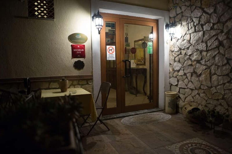 Mani in pasta at Convito: gnocchi and grispelle in the heart of Calabria