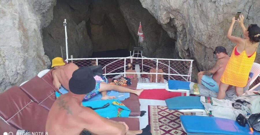 Marmaris Boat Trip Lunch & Unlimited Soft & Alcoholic Drinks