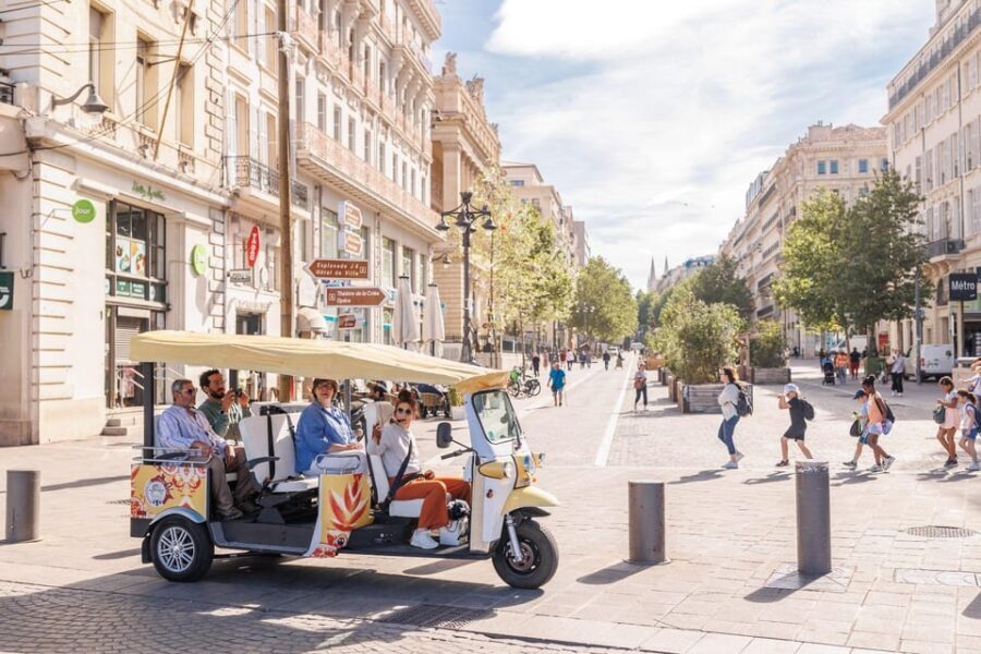 Marseille: Explore the historic Panier district in an electric Tuk Tuk