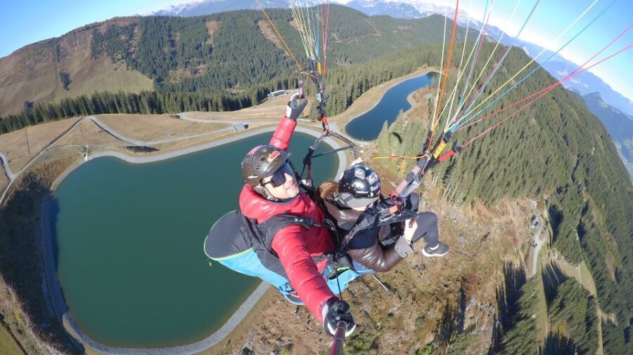 Mayrhofen: Höhenflug über den Bergen von Mayrhofen