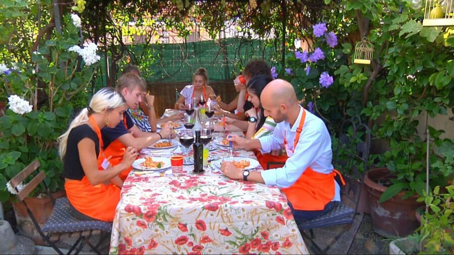 Milan: Fresh Pasta and Tiramisù Class in A Historical Home