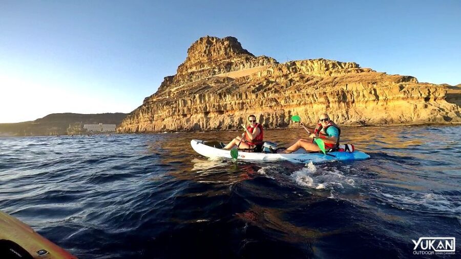 Mogán: Guided Kayak to Caves and Snorkeling Tour