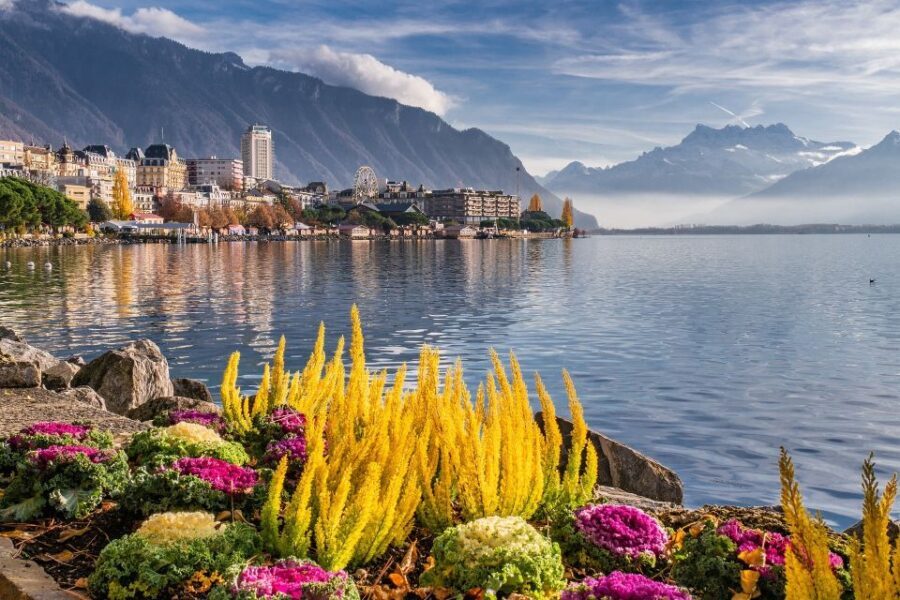 Montreux: Express Walk with a Local in 60 minutes