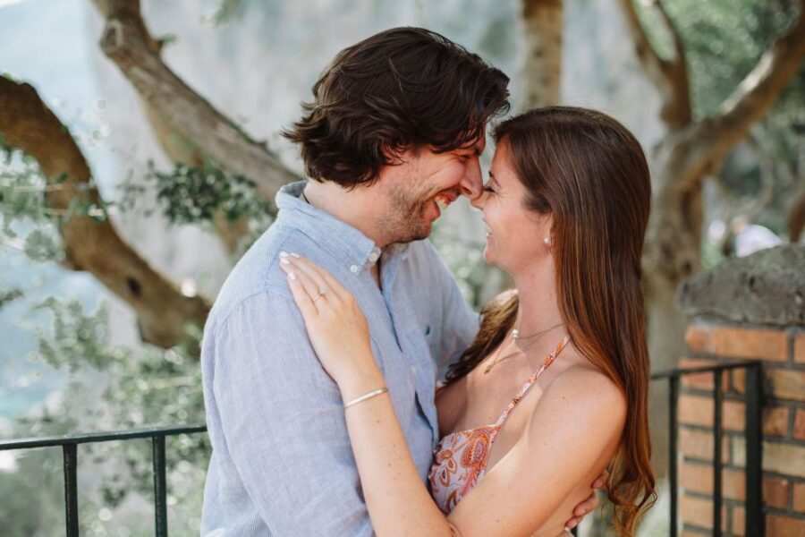 Naples: Photo Shoot with a Private Vacation Photographer