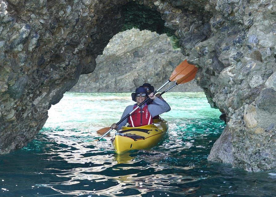 Naxos: Kampos Farm Sea Kayak Tour with Snorkeling & Picnic