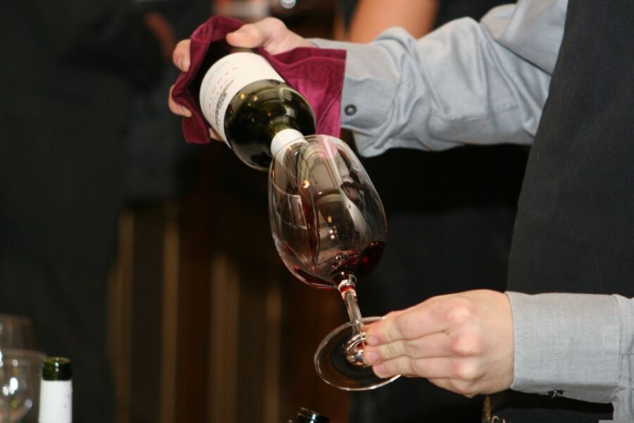 Neive: Barolo and Barbaresco Wine Tasting with Snacks