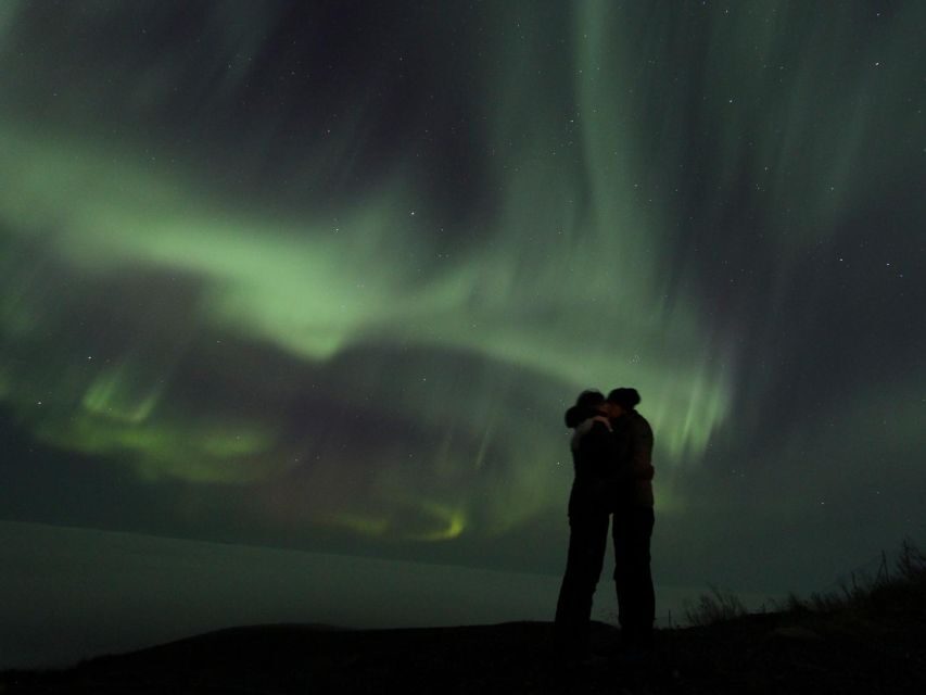 Northern Lights Snowshoe Hike