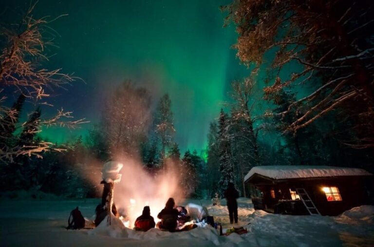 Northern Lights Tour in Atmospheric Cottage - What Makes It Special?