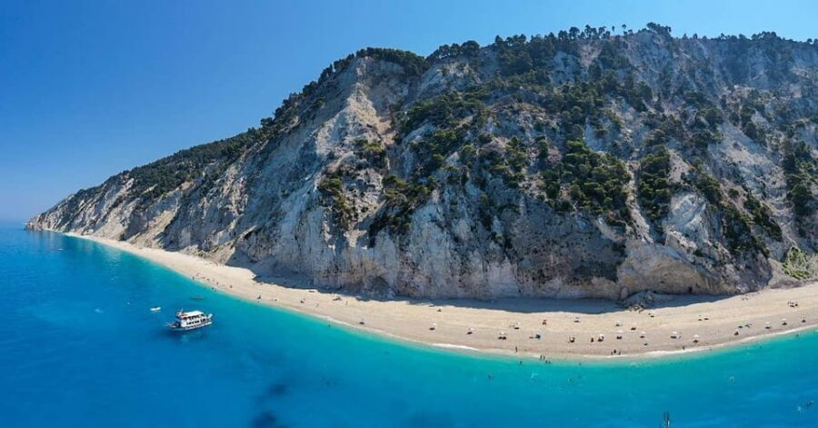 Nydri: Boat Cruise to the famous beaches of Lefkada