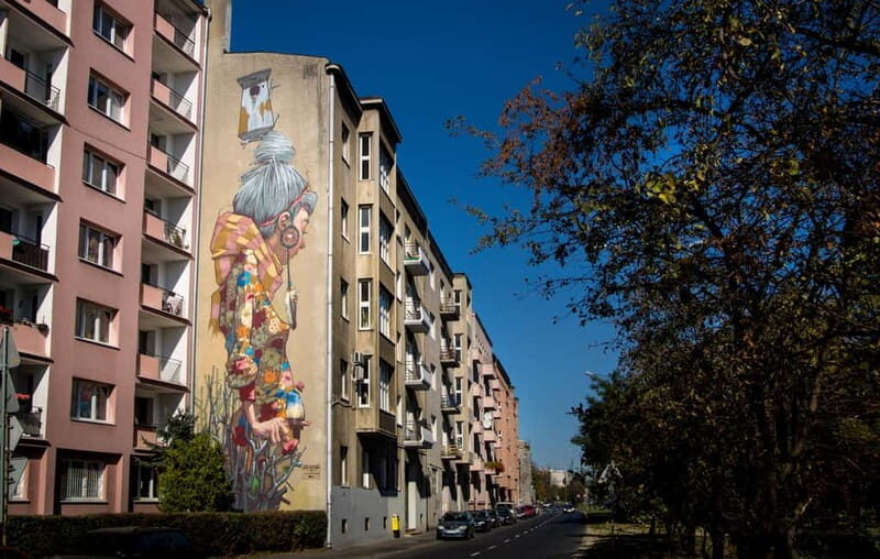 ód Street Art Tour: Discover the City of Murals
