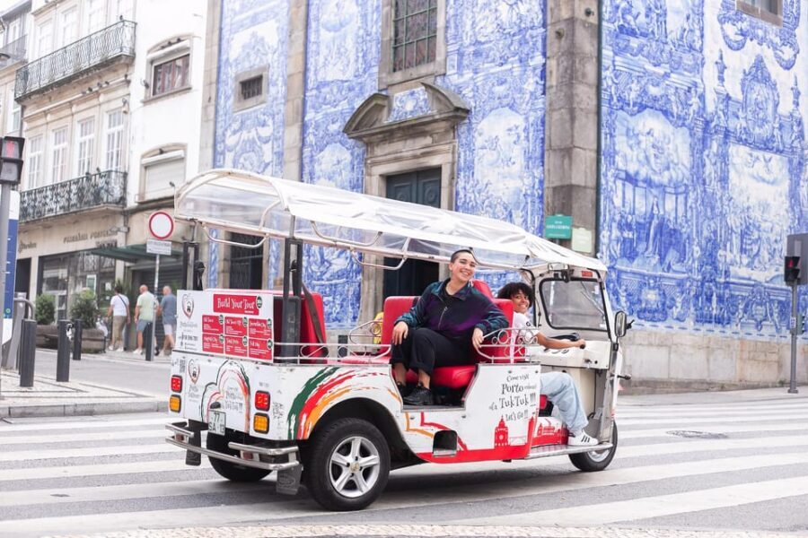 Oporto Tuk-Tuk Tour: Fast, Fun & Flexible  1H to Full Day!