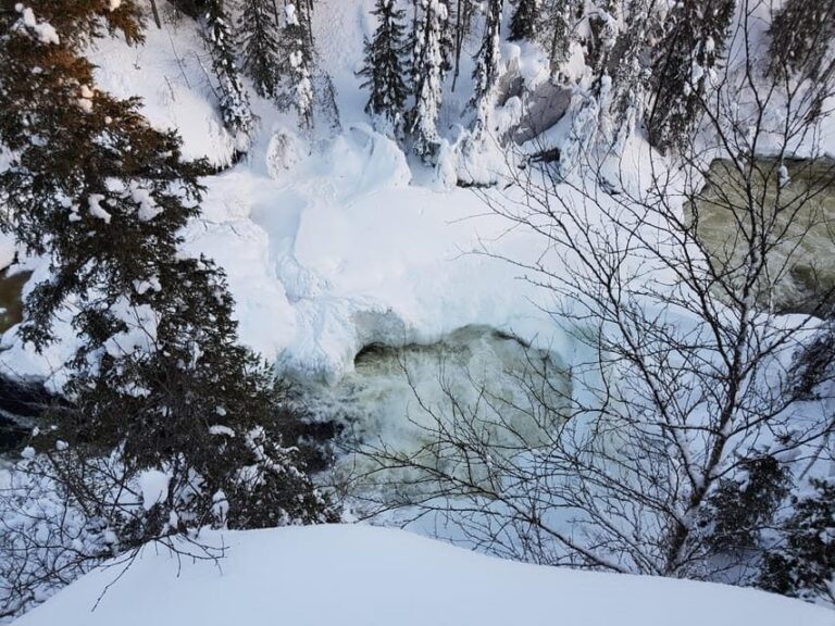 Oulanka National Park rapids with snowshoes - Key Points