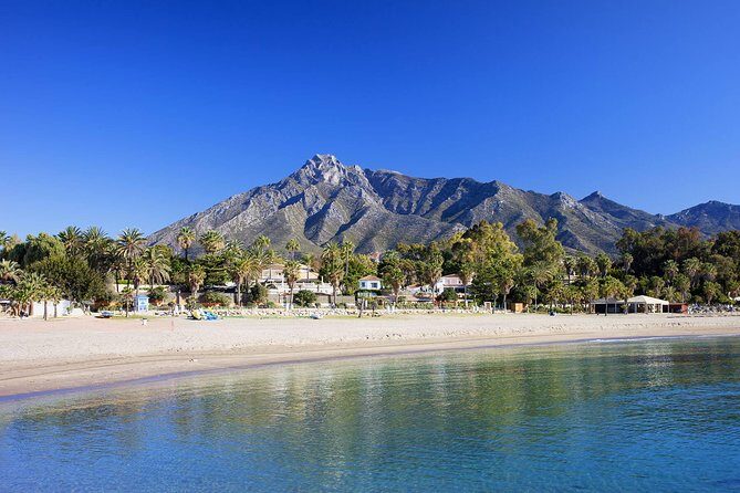 Paddle Boarding Tour on the beautiful Marbella Coast