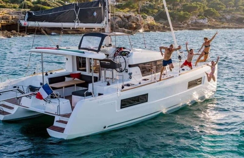 Palau: catamaran tour in the La Maddalena archipelago