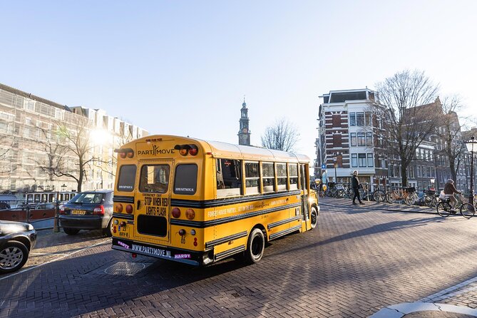 Partybus Amsterdam for 15 persons (1 hour drive) - Key Points