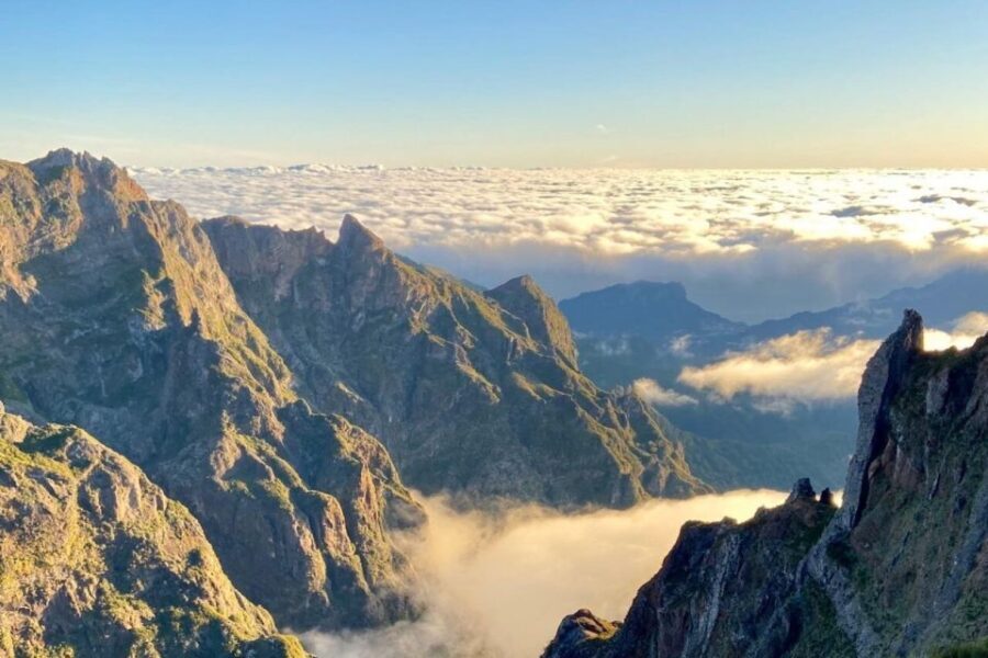 Pico Do Arieiro Pico Ruivo Sunrise or Morning Hike Transfers