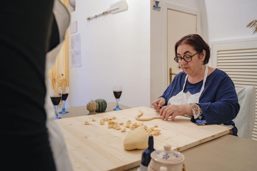Polignano a Mare: Apulian Cooking Class with Food and Drinks