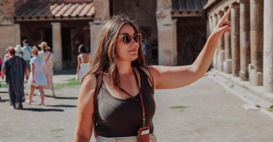 Pompeii 3hours Villa of Mysteries tour with an Archaeologist