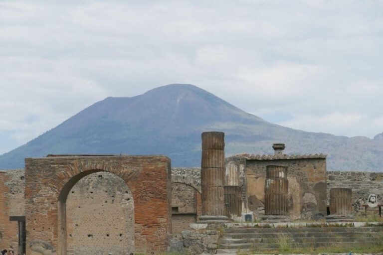 Pompeii & Naples tour from Naples - First Stop: Pompeii