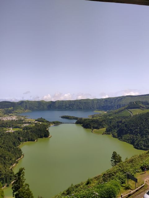 Ponta Delgada: Sete Cidades & Lagoa do Fogo Tour with Lunch