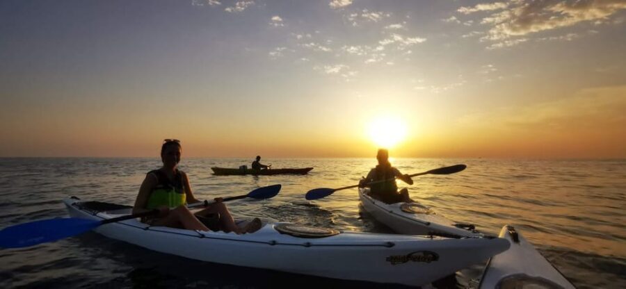 Pore: Sea Kayaking Sunset Tour