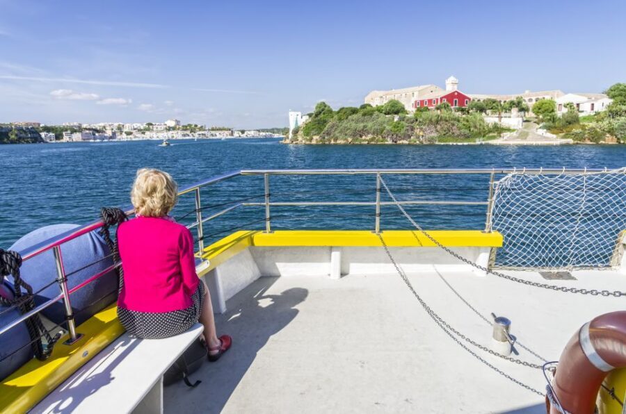 Port Mahon: 1-Hour Harbor Cruise with Underwater Views