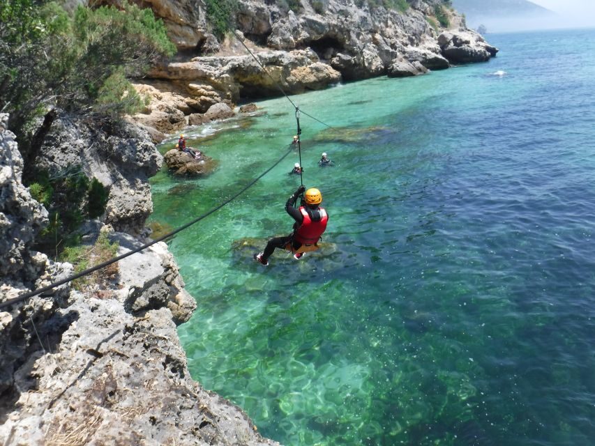 Portinho da Arrábida: Coasteering Boat Tour
