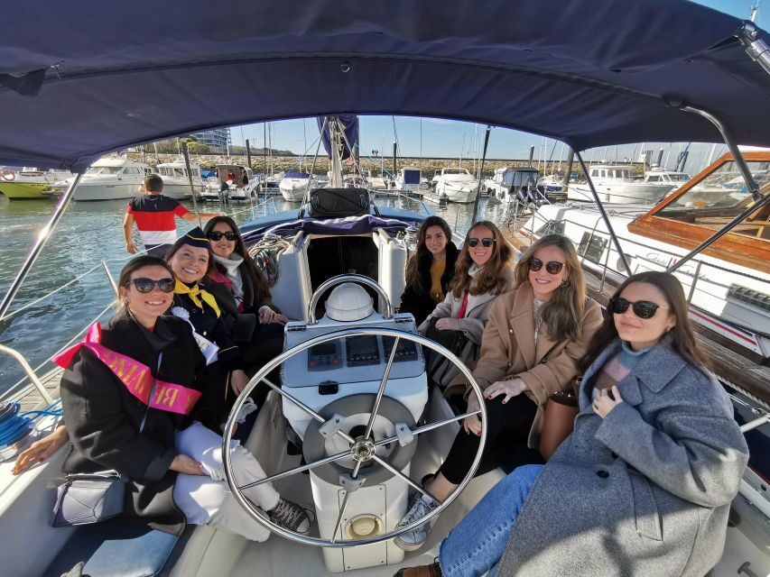 Porto: Charming Sailboat Bachelor Party with drinks